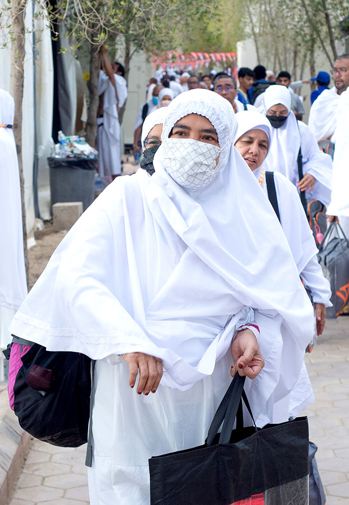 Suasana di Arafah - Pakej Haji Swasta by Felda Travel